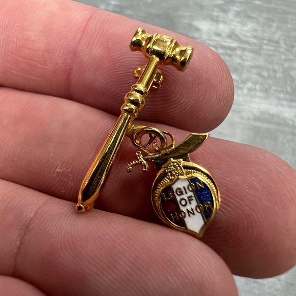 Accessories | Vintage Masonic Mason Shriner Lapel Pin Tie Tack | Poshmark